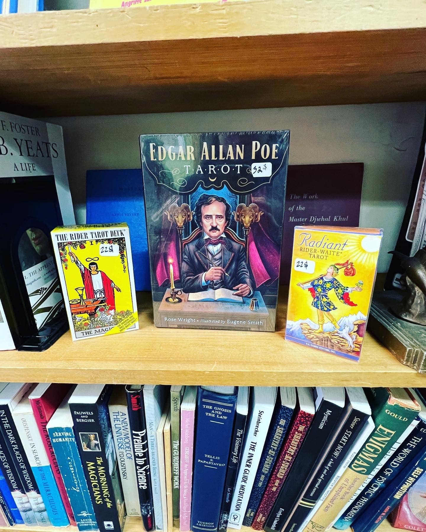 Splendor Solis Books | Northampton, MA